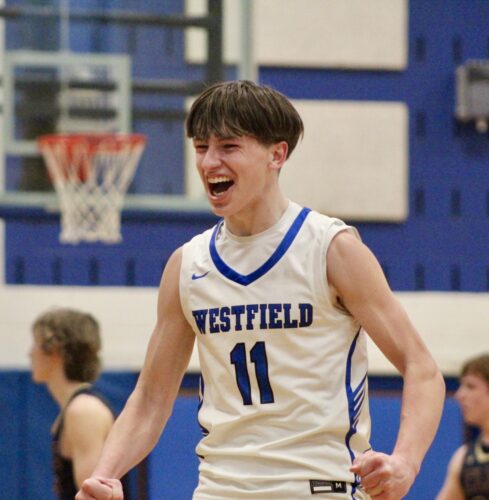 Swanson dazzles in Westfield victory | News, Sports, Jobs - Observer Today